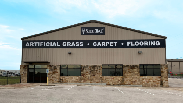 10 Reasons Why Landscapers and Contractors Love Smart Turf | Smart Turf ...