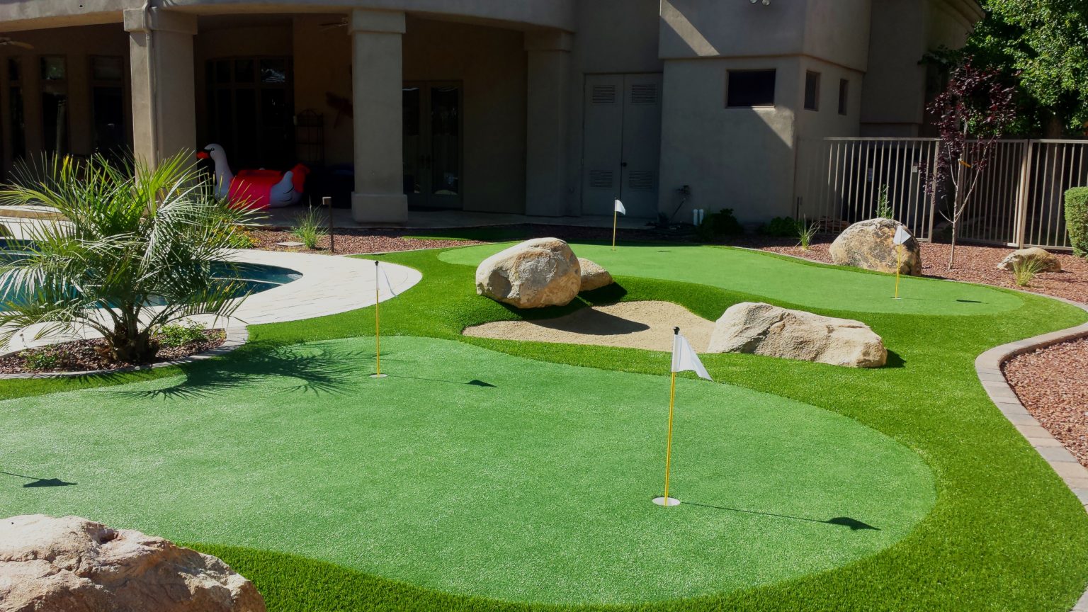 Putting Flags | Smart Turf® Artificial Grass